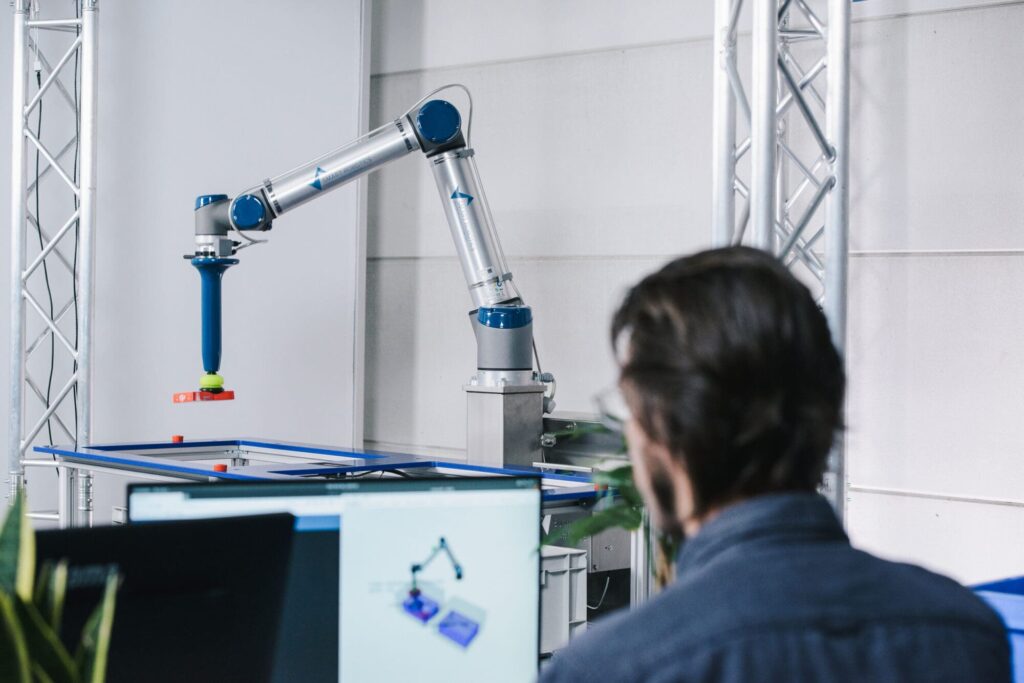 Technology Trinity: Smart Task Planning to improve robot efficiency