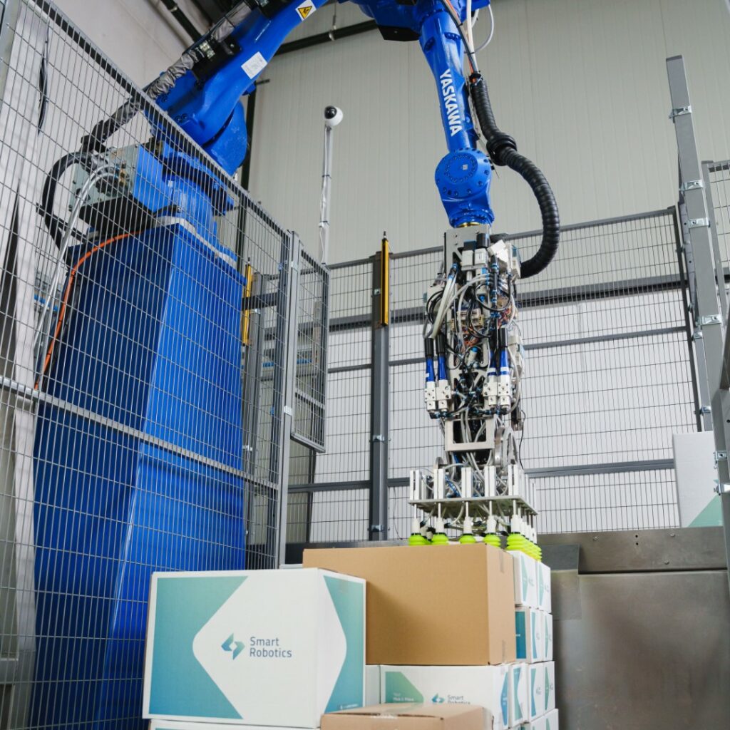 Warehouse automation - Solutions & Implementation | Smart Robotics